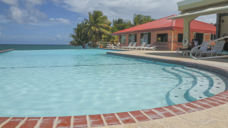 BUY NOW BEFORE THE OFFER ENDS! - Tropical Inns Puerto Rico - Mauna Caribe